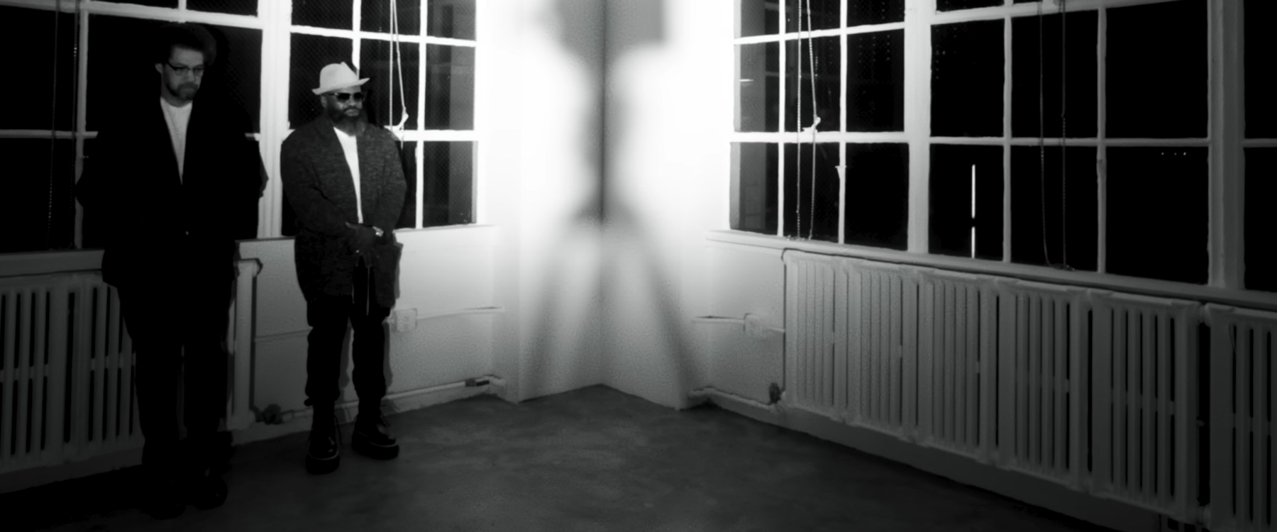 Новое видео: Danger Mouse X Black Thought X MF DOOM - Belize | RAP.RU